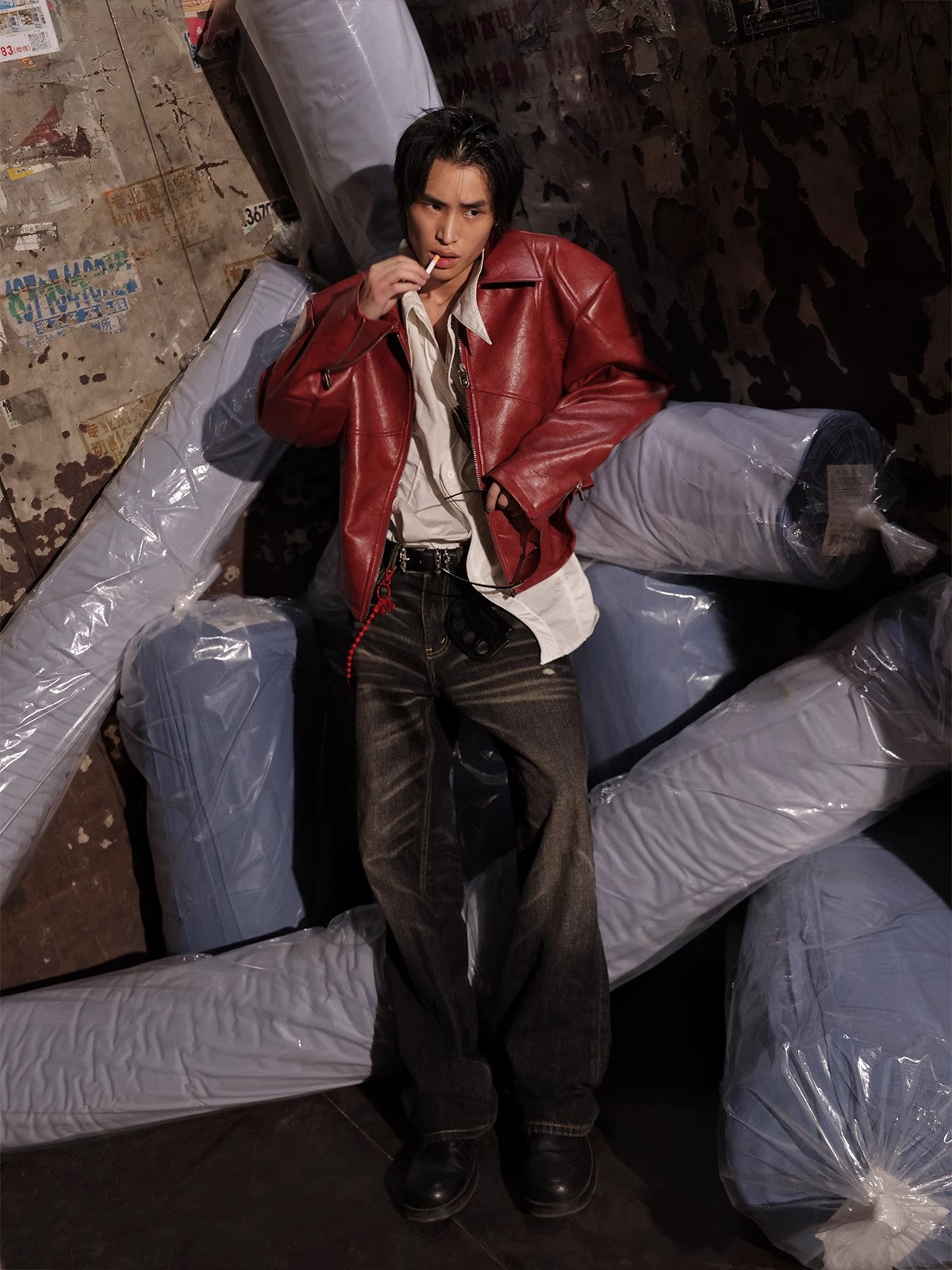 Red scimitar sleeve PU leather jacket washed silhouette short coat lap ...